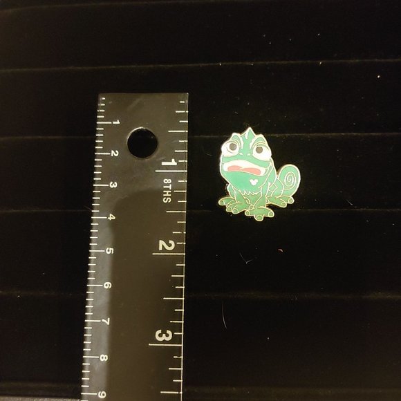 Disney | Accessories | Disney Trading Pin Tangled Pascal Frog Hidden ...
